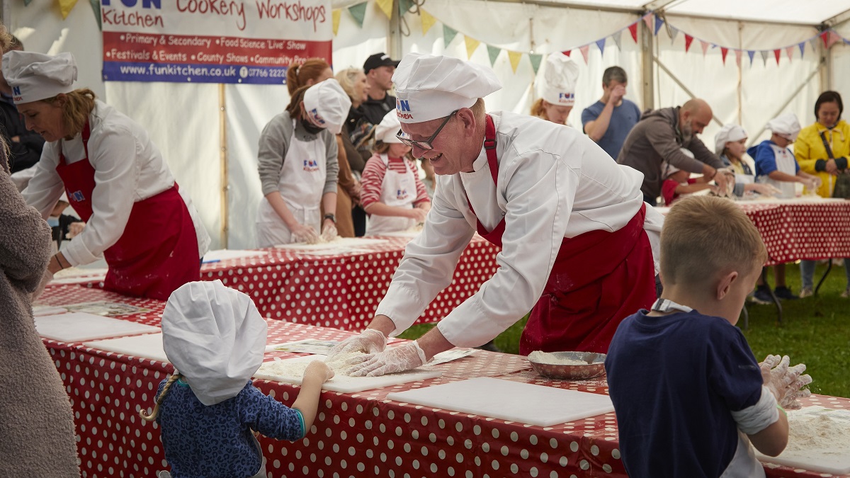 Finger-licking fun at Wells Food Festival - Wells Voice